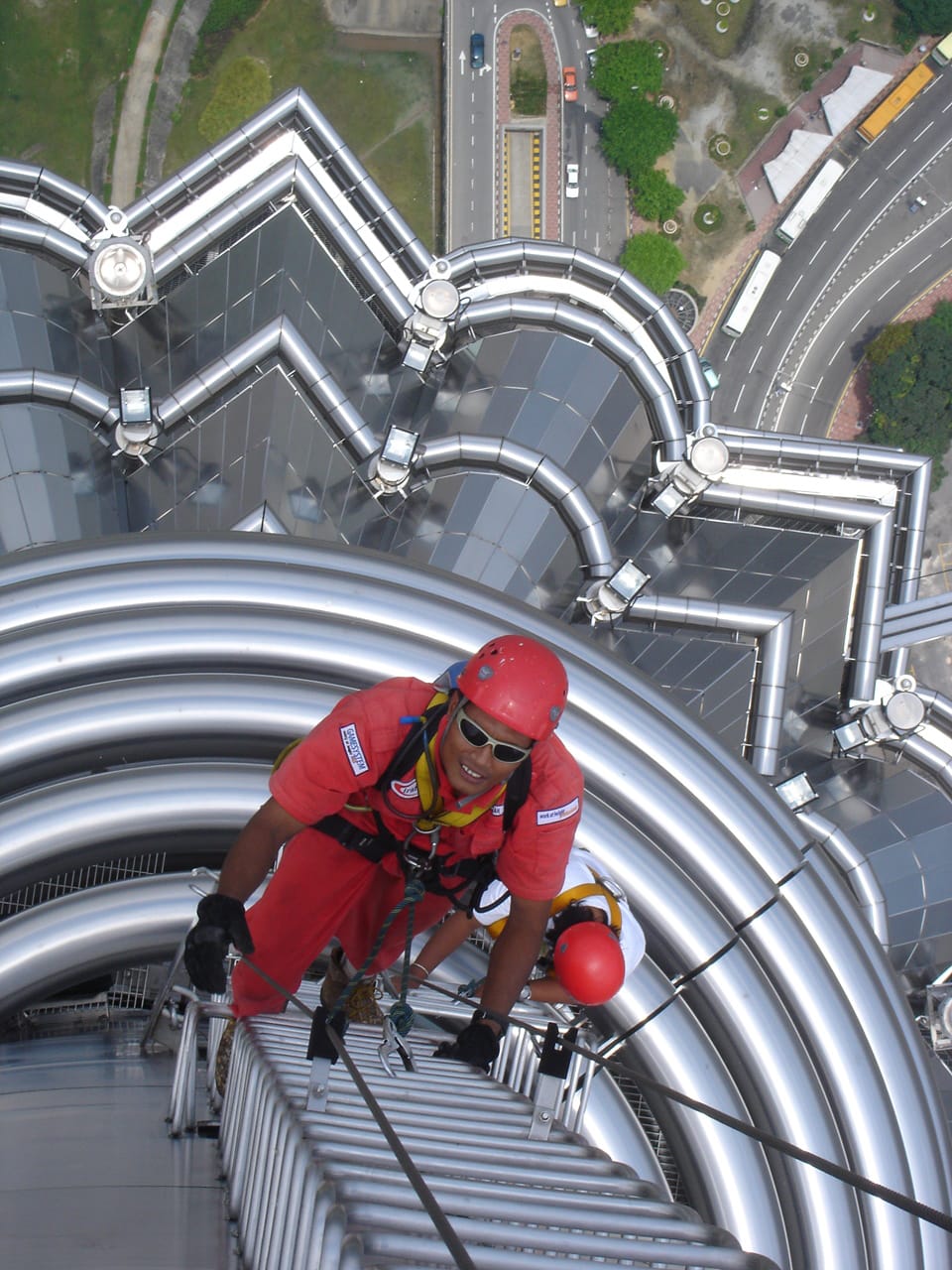 KLCC PETRONAS - Sky Scraper - High Rise Tower Maintenance - Iratec (M ...