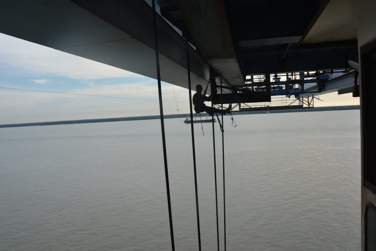 Inspection Container Crane - North Port Harbour - Iratec (M) Sdn Bhd